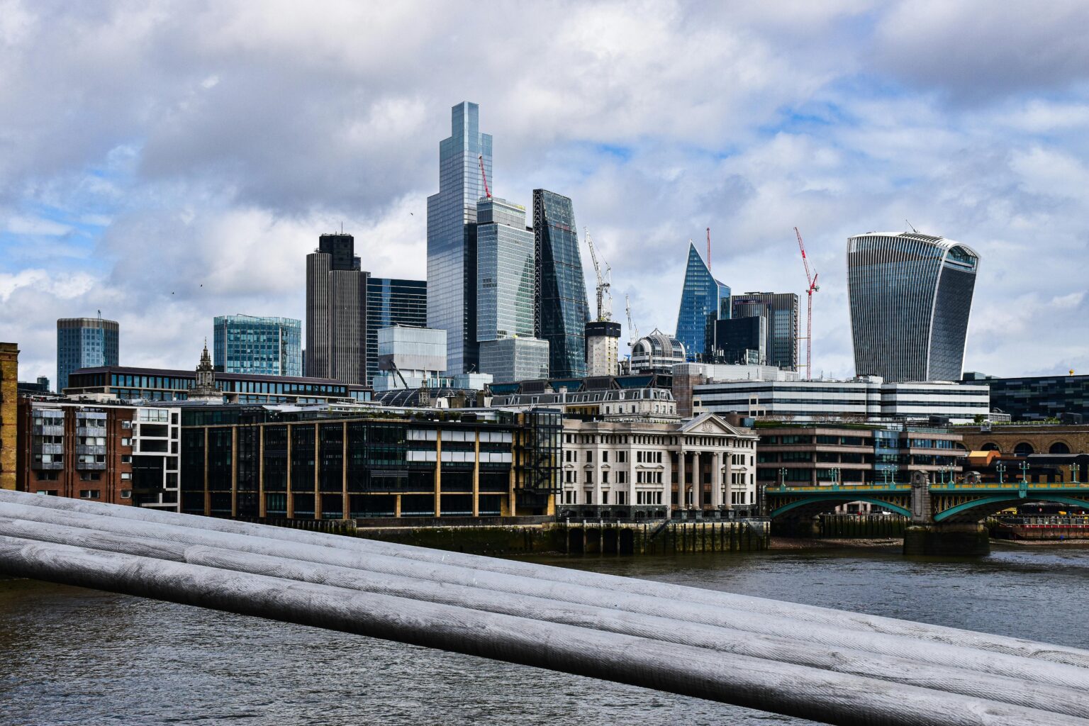 IT Recruitment: Retaining Talent in London’s Tech Hub - TechNET IT ...